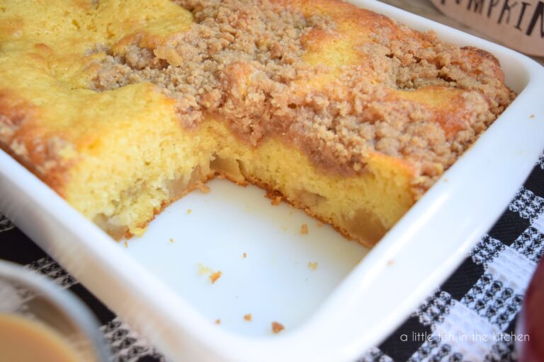 Easy Apple Pie Cake (Recipe + Video) – A Little Fish in the Kitchen