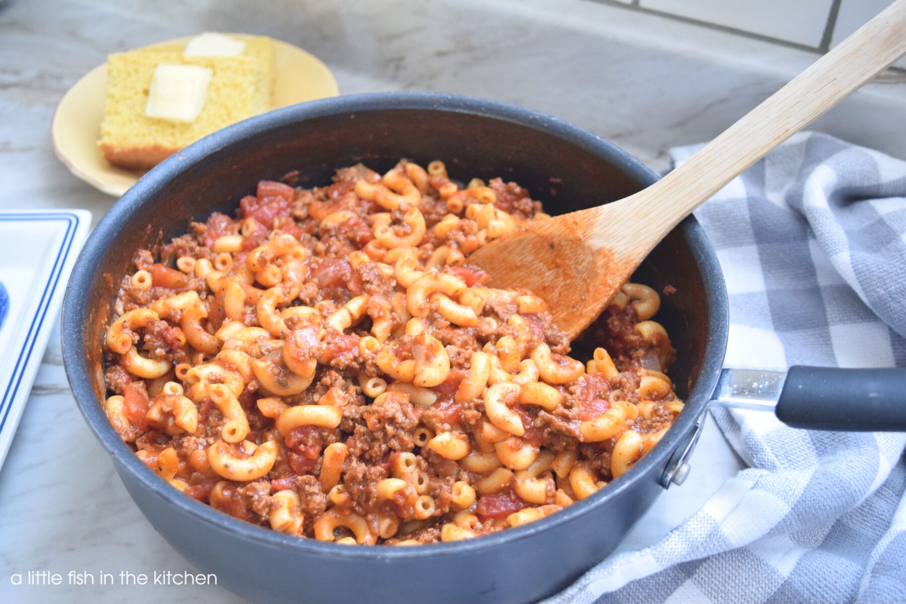 Old-Fashioned Skillet Goulash (Recipe + Video) – A Little Fish in the ...