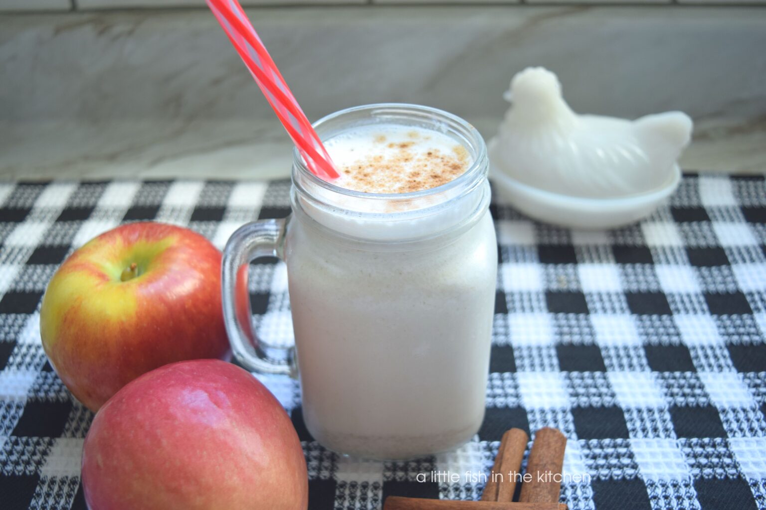 Apple Pie Smoothie (Recipe + Video) – A Little Fish in the Kitchen