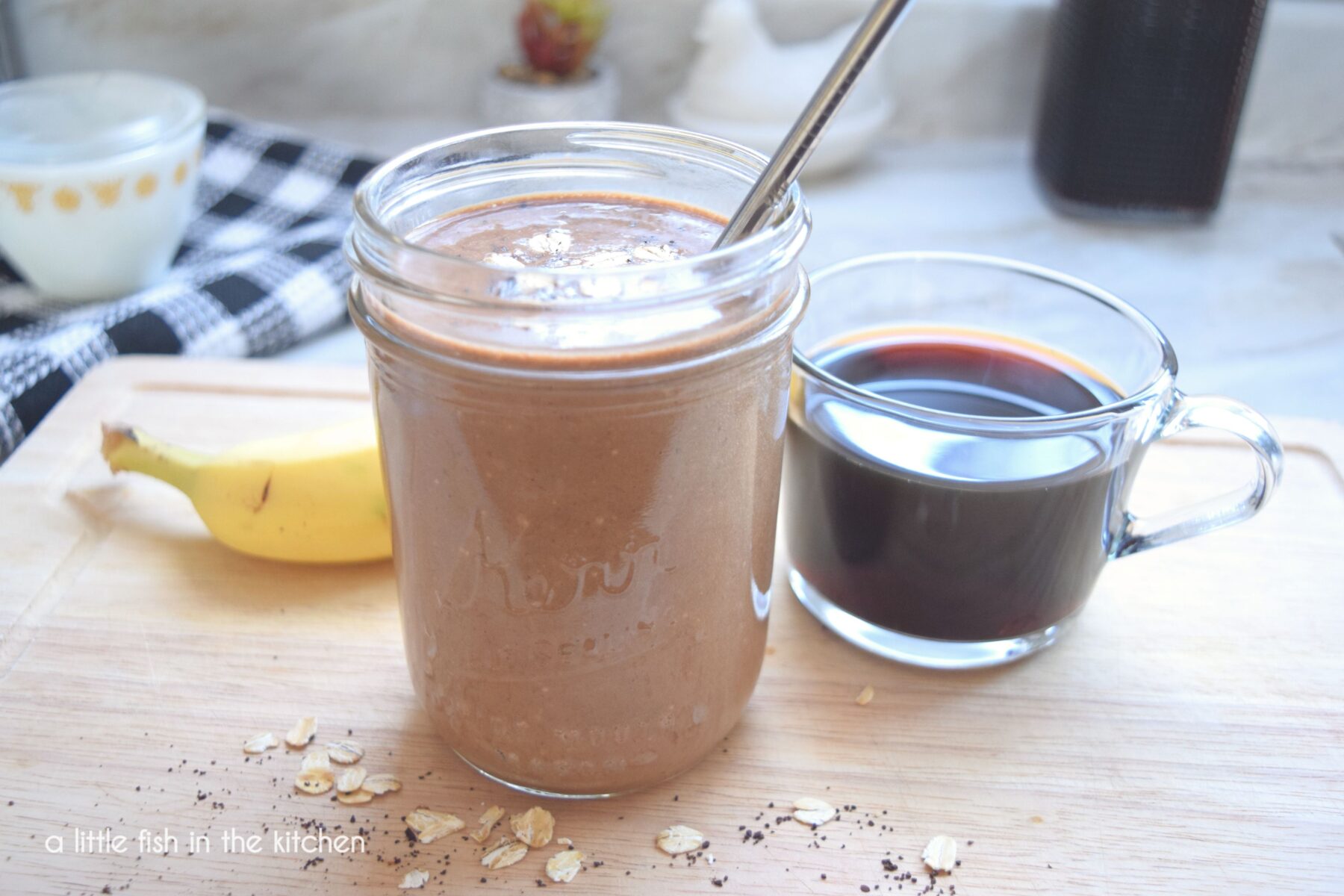 Perk-Me-Up Mocha Latte Protein Smoothie (Recipe + Video) – A Little ...